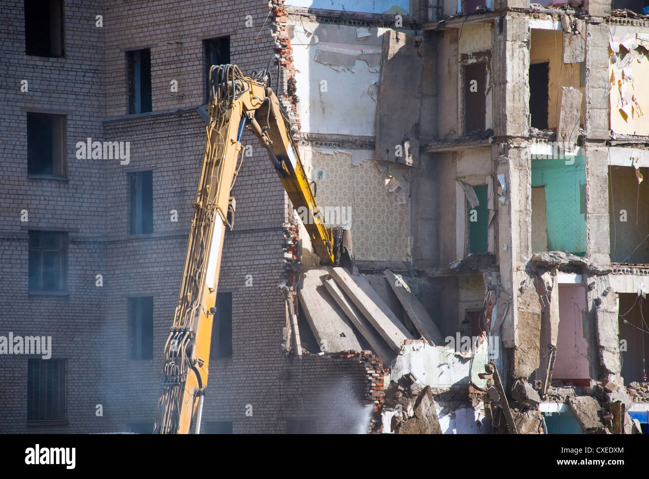 Building collapse in earthquake hi-res stock photography and images - Alamy