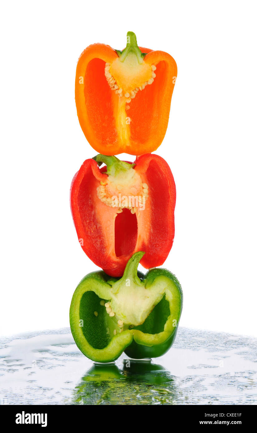 Green bell pepper half cut hi-res stock photography and images - Alamy