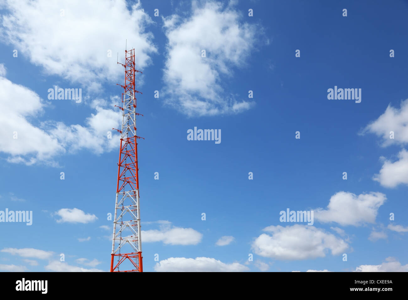 Aerial mast hi-res stock photography and images - Alamy