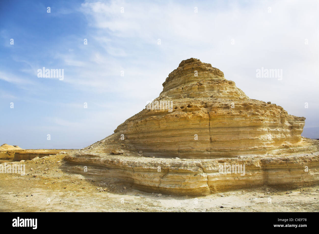 Triangular form hi-res stock photography and images - Alamy