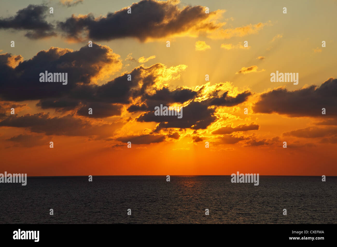 Sun sparkling on water sea hi-res stock photography and images - Alamy