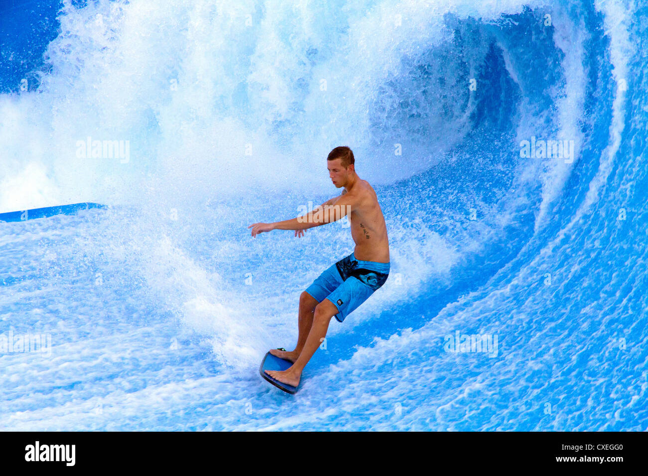 Artificial wave pool park hi-res stock photography and images - Alamy