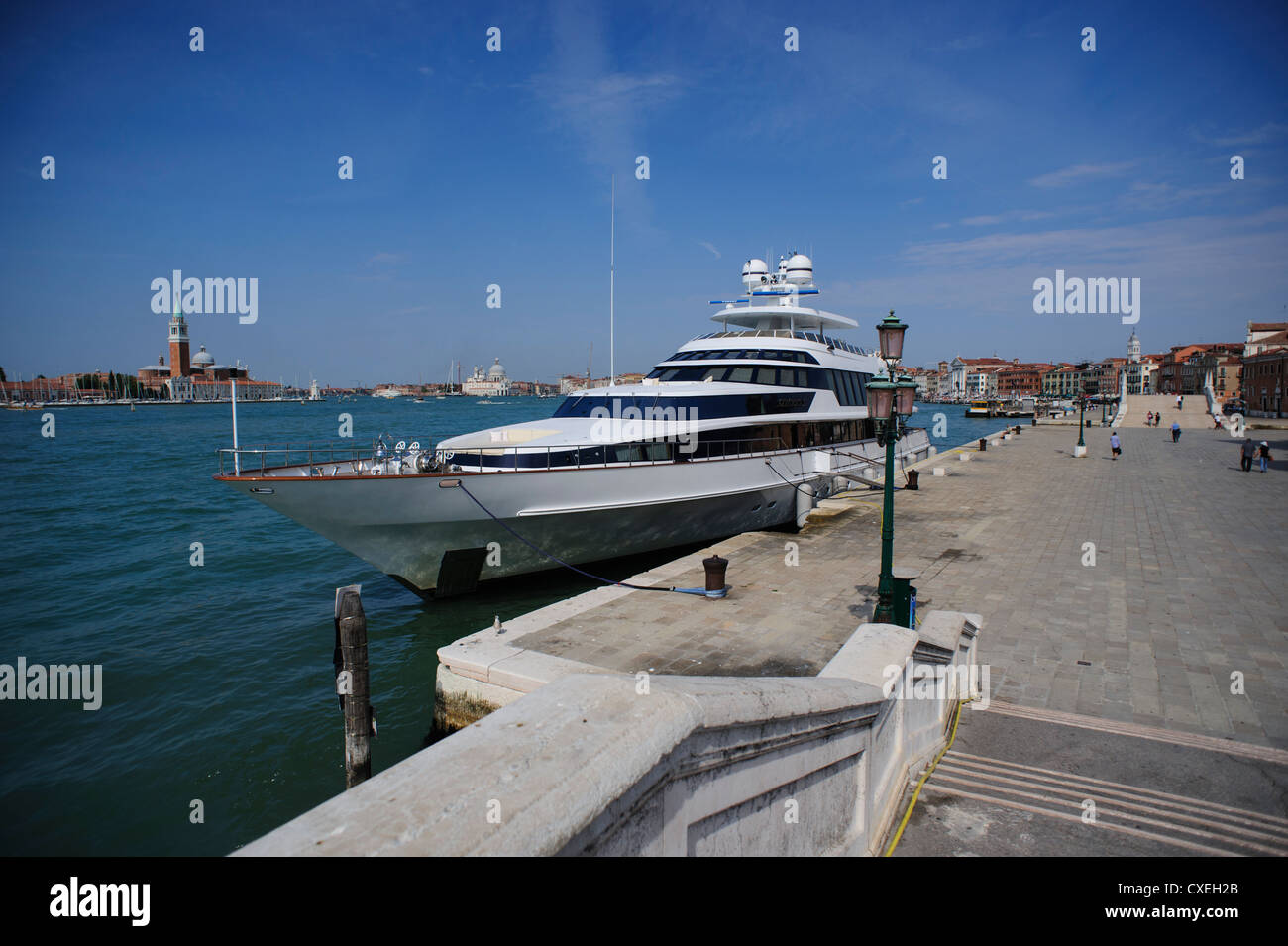 Azurra hi-res stock photography and images - Alamy