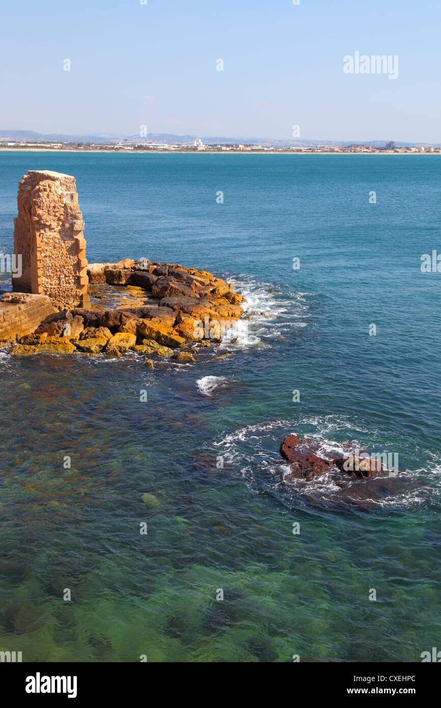 Fortification ruins hi-res stock photography and images - Alamy