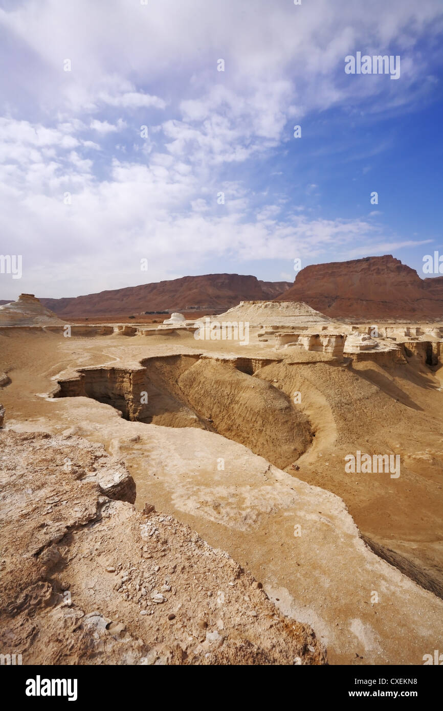 Cliffs desert hi-res stock photography and images - Alamy