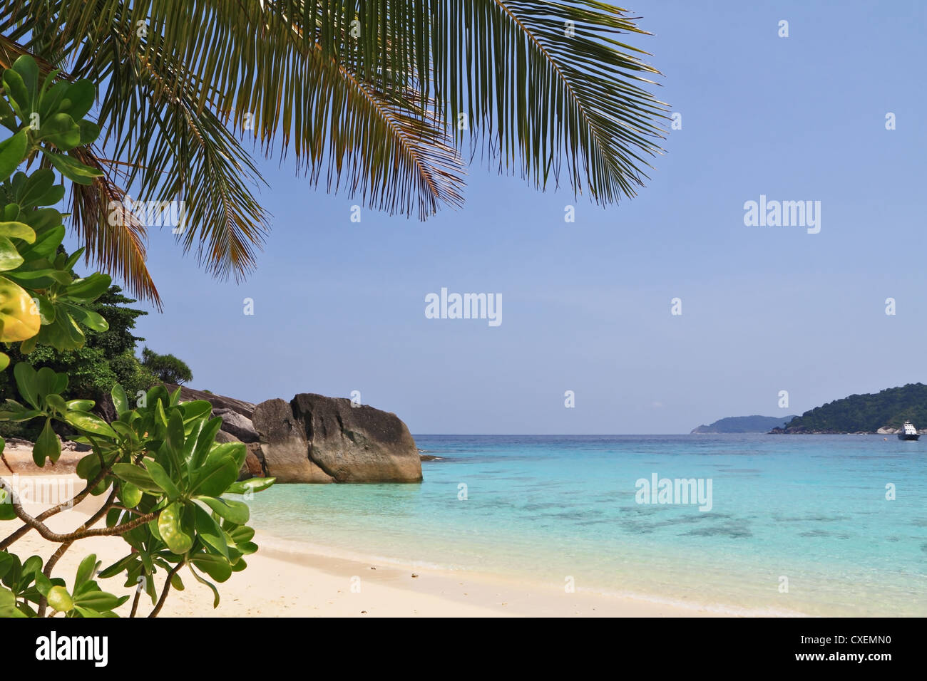 A beach in the picturesque Similan Islands Stock Photo - Alamy