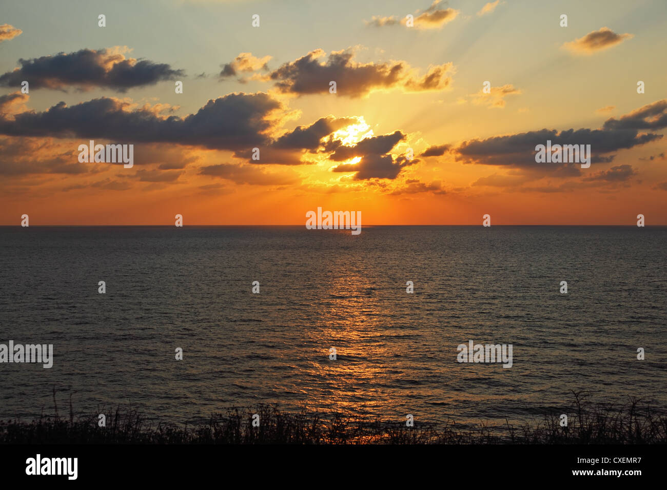 Sun sparkling on water sea hi-res stock photography and images - Alamy