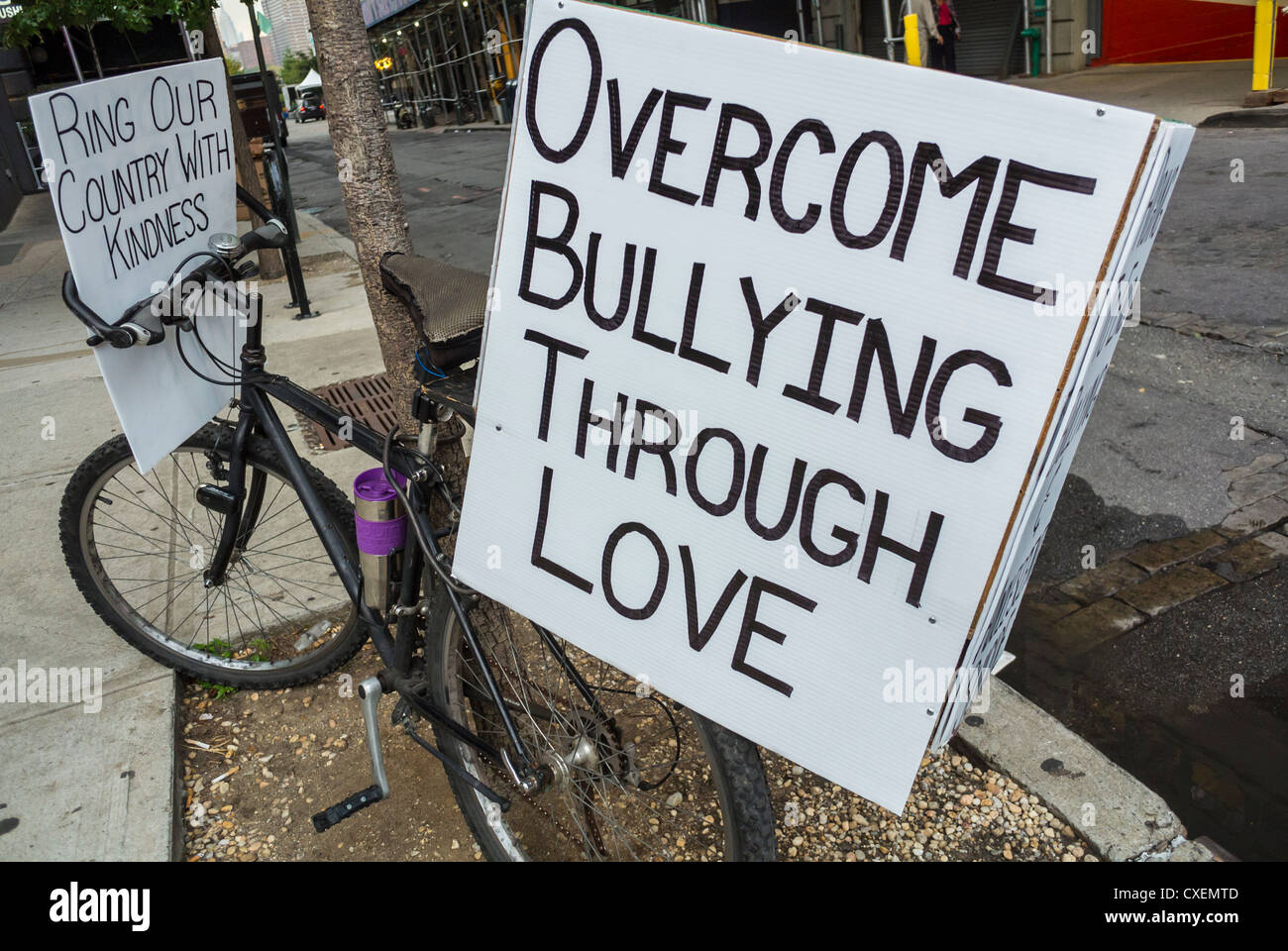 New York City, NY, USA, Street Scenes, Bicycle with anti-Bullying sign ...