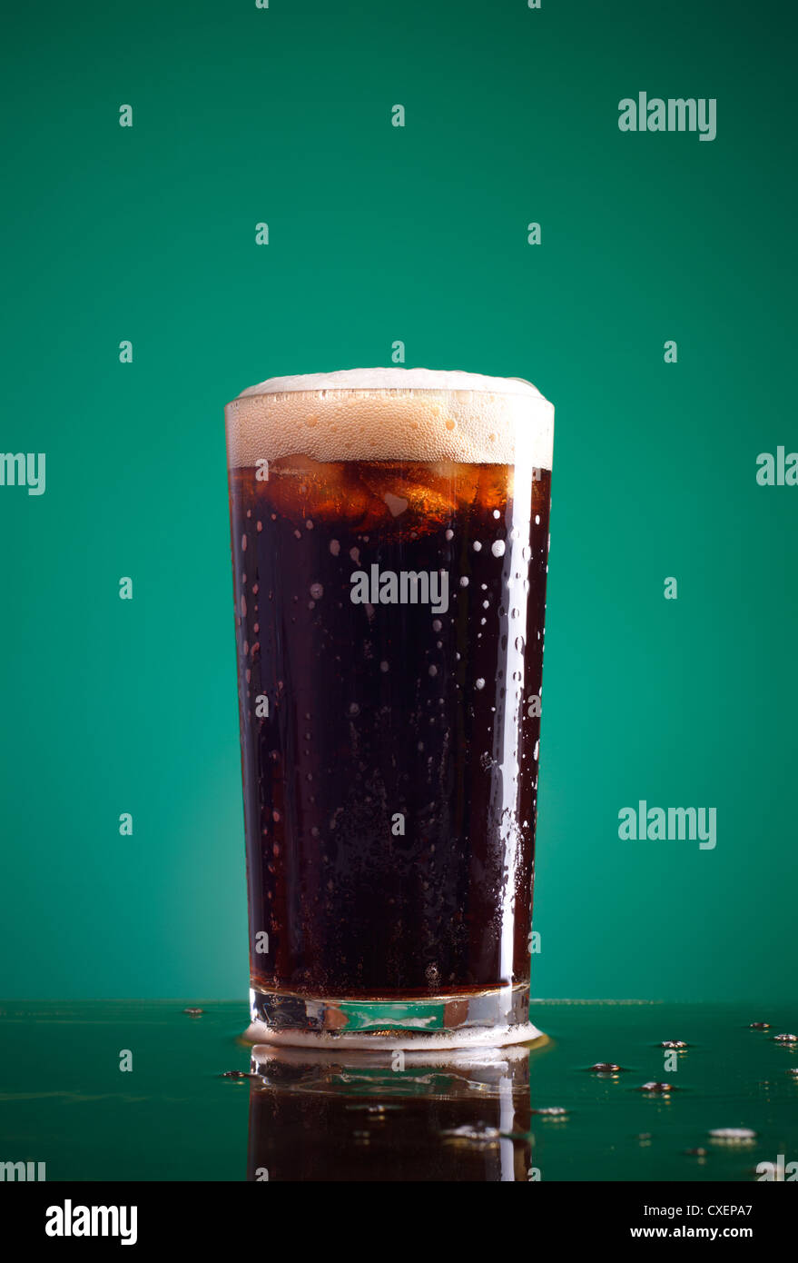 Cola glass hi-res stock photography and images - Alamy