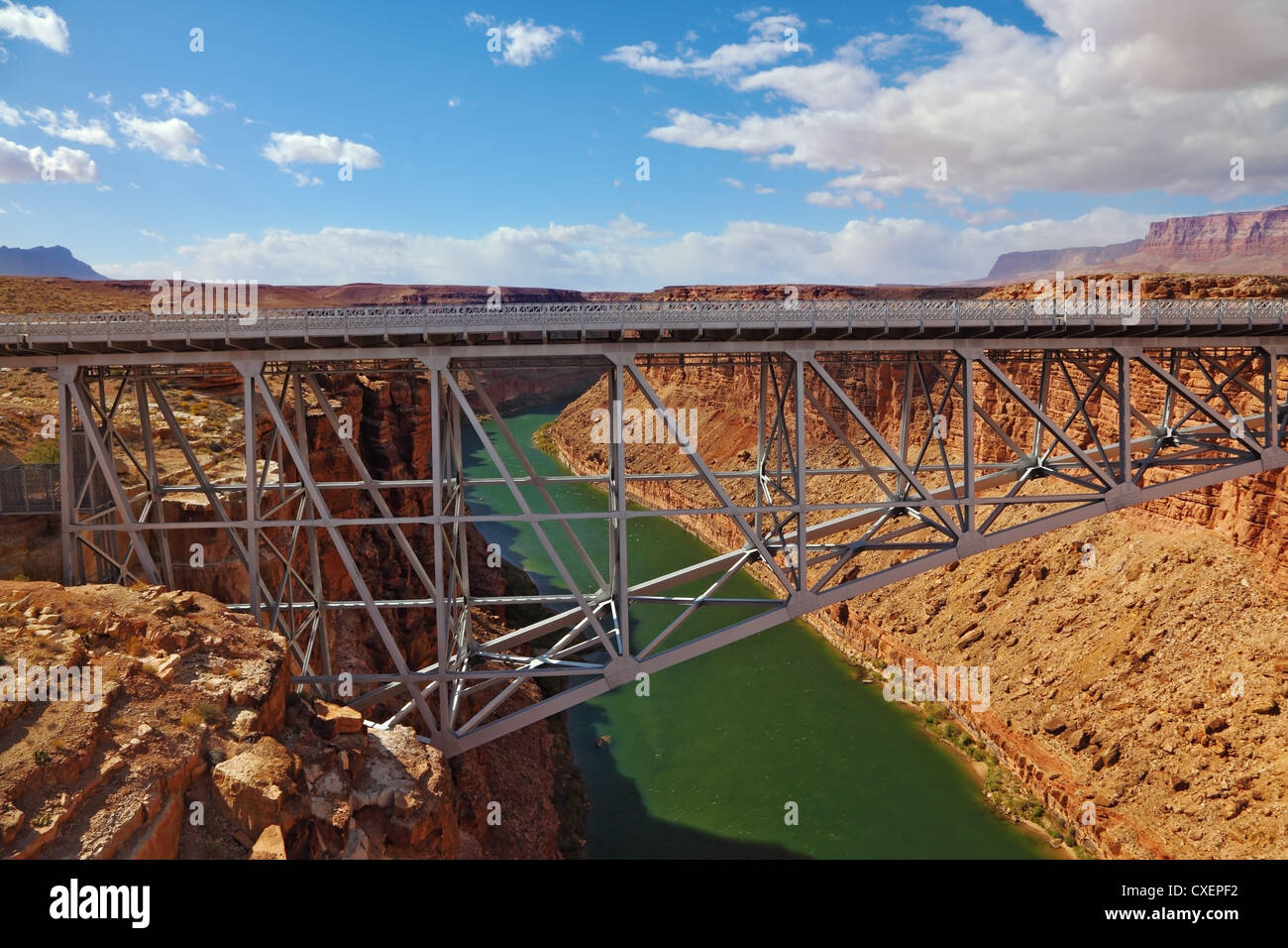 Sleek modern bridge Stock Photo - Alamy