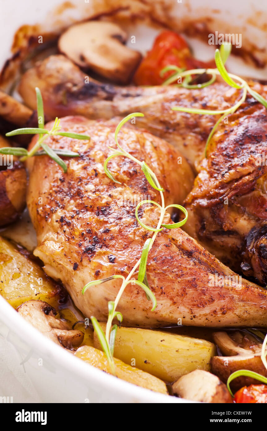 Chicken roasted vegetables hi-res stock photography and images - Alamy