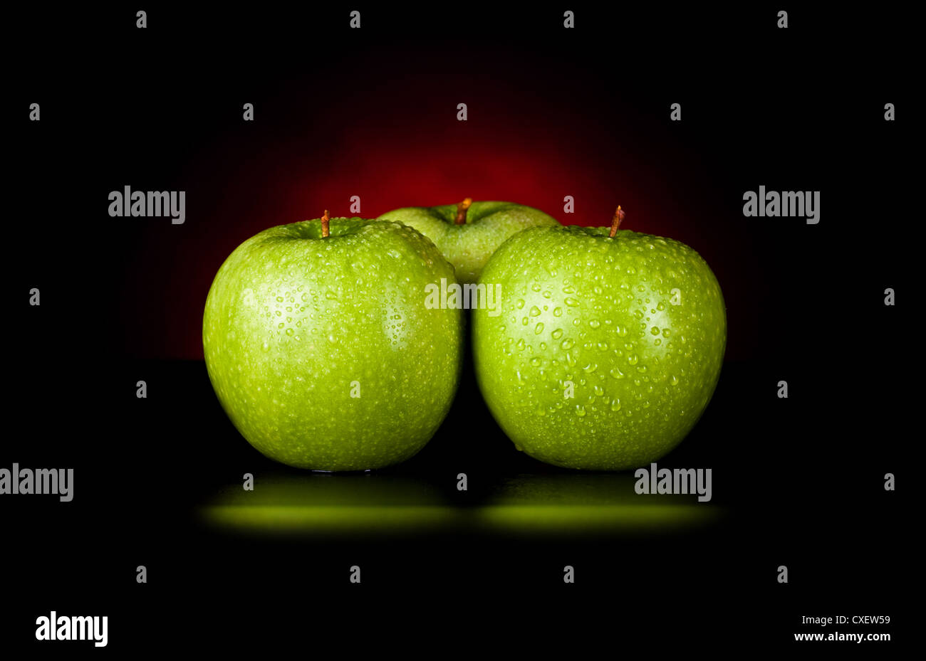 Apple in spot light hi-res stock photography and images - Alamy