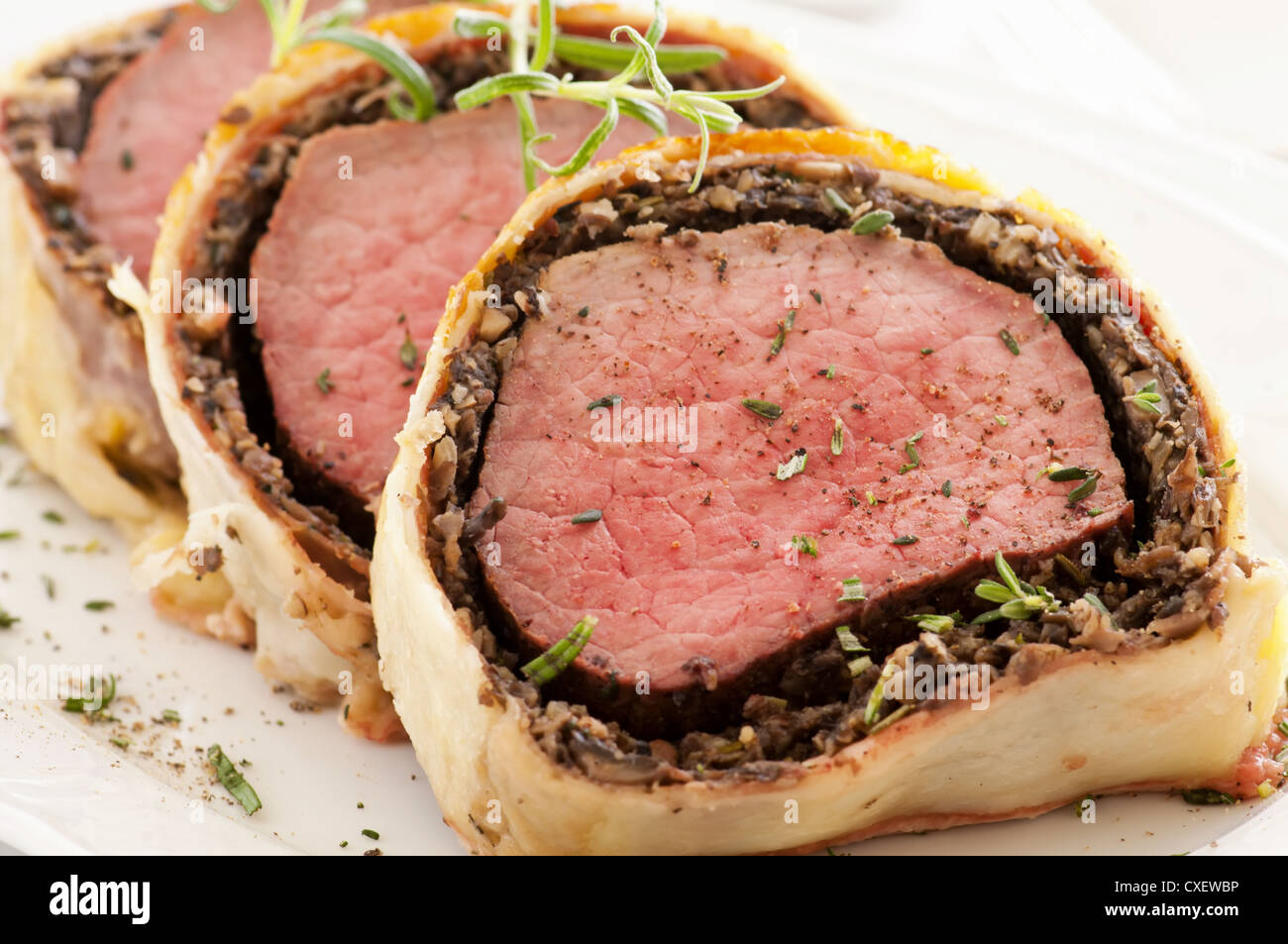 Beef wellington hi-res stock photography and images - Alamy