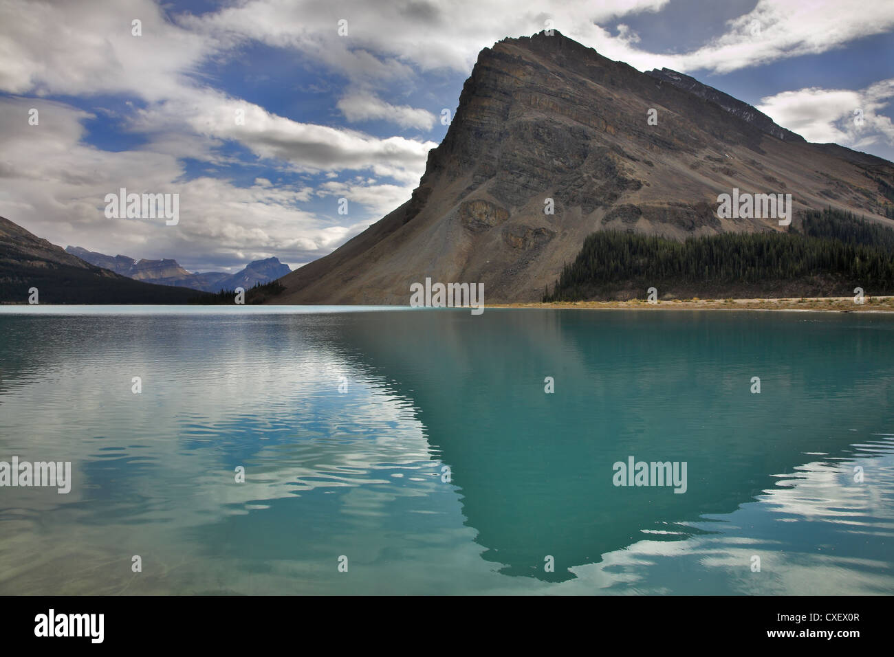 Triangle mountain hi-res stock photography and images - Alamy
