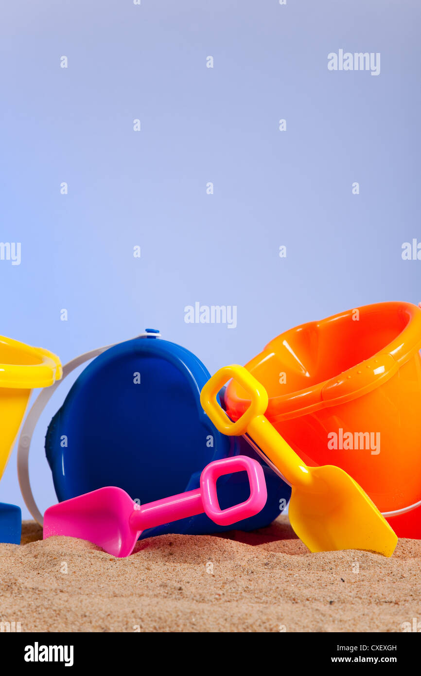 Row colorful beach buckets pails hi-res stock photography and images ... Row colorful beach buckets pails hi-res stock photography and images ...