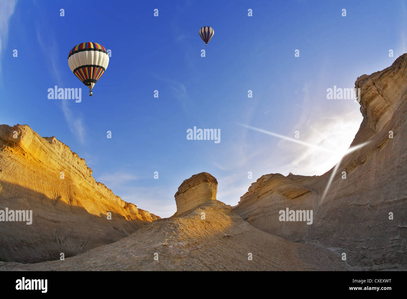 Balloons on the rocks hi-res stock photography and images - Alamy