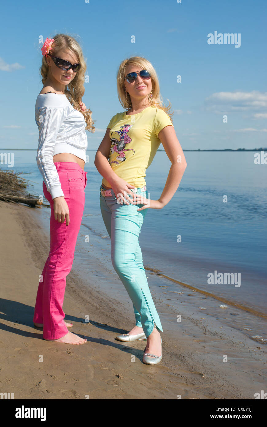 merry girls of the blonde Stock Photo - Alamy