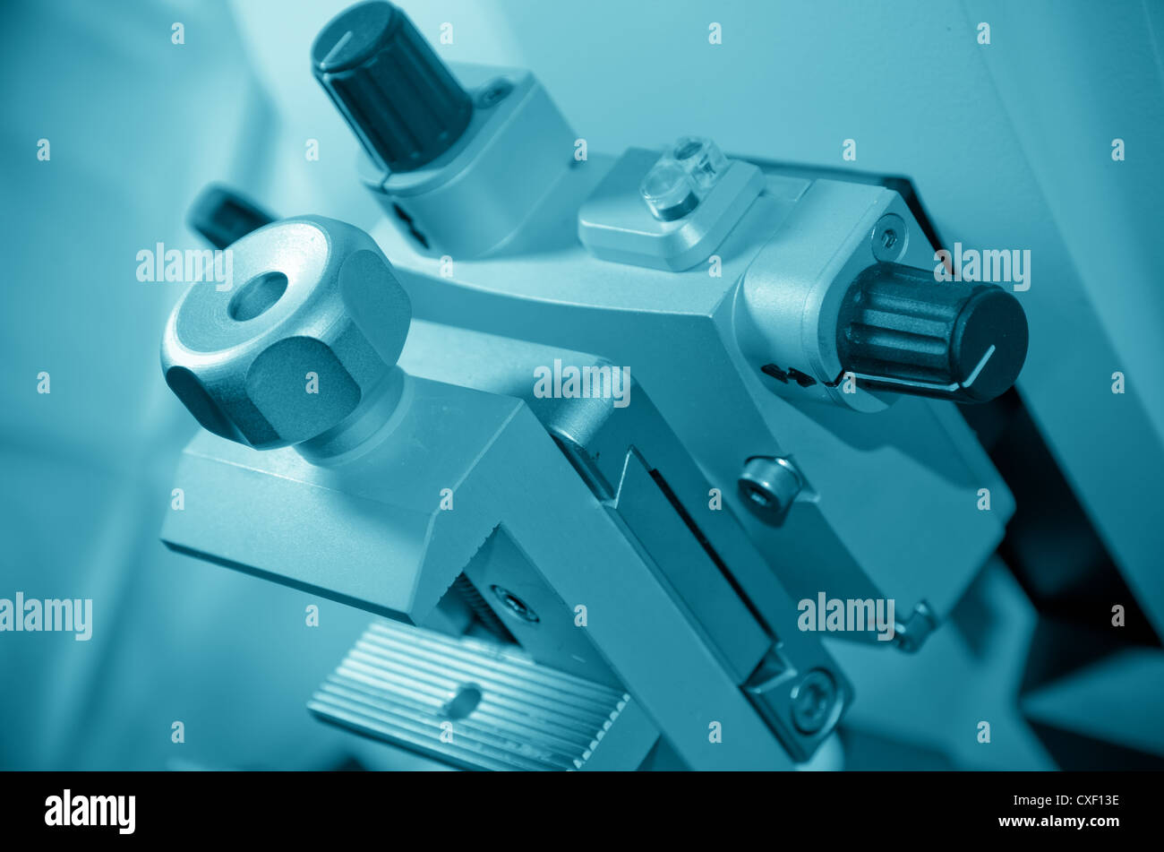 Rotary microtome hi-res stock photography and images - Alamy