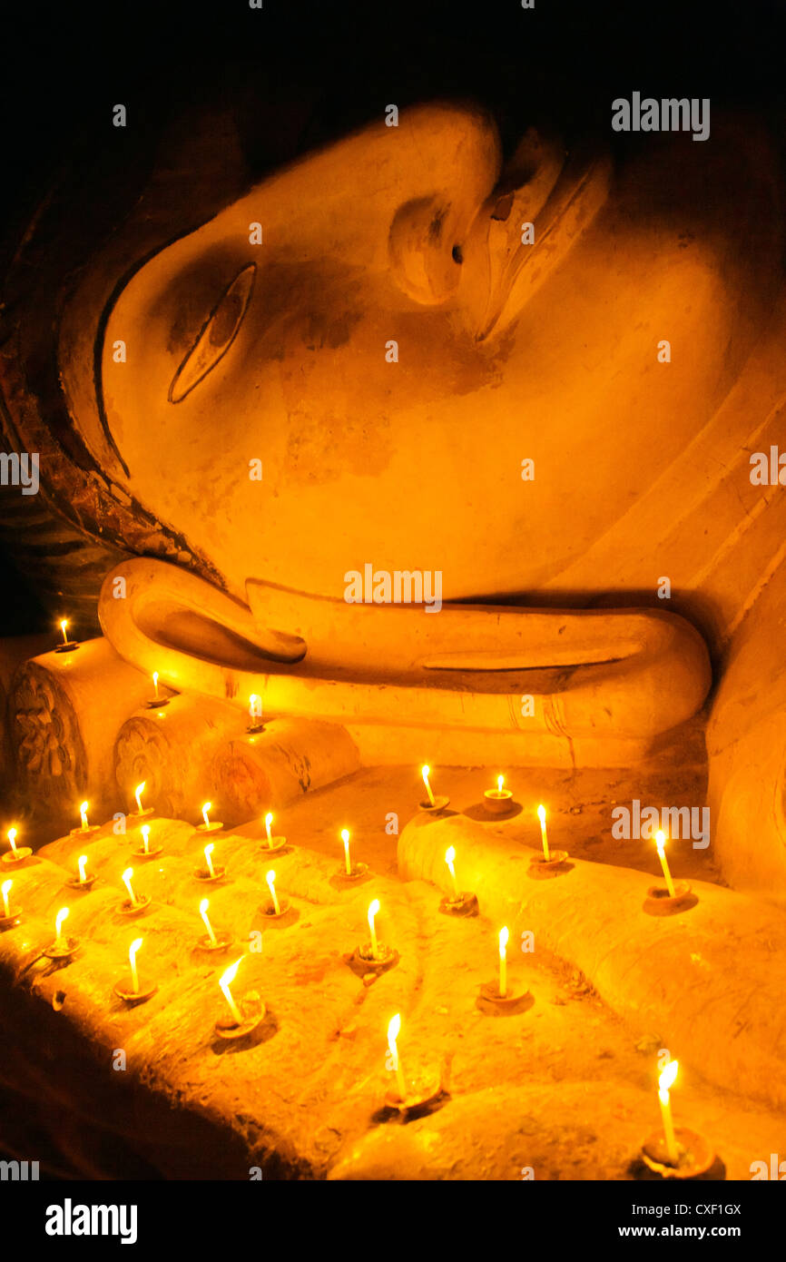 Light offerings hi-res stock photography and images - Alamy