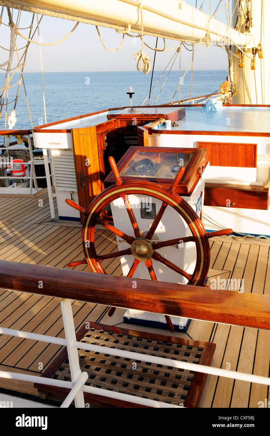 Wooden steering wheel bridge hi-res stock photography and images - Alamy