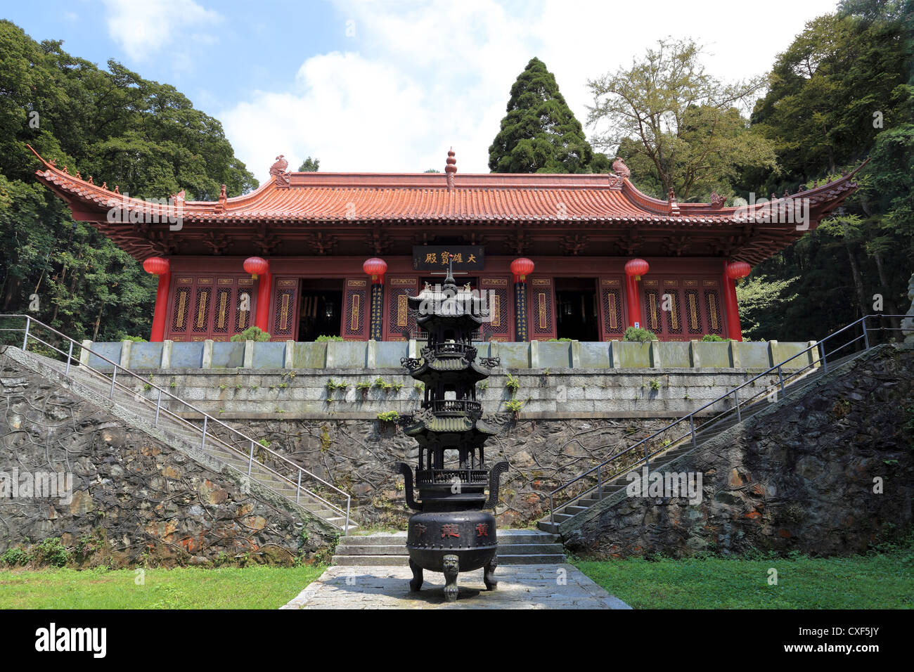 Dragon temple hi-res stock photography and images - Alamy