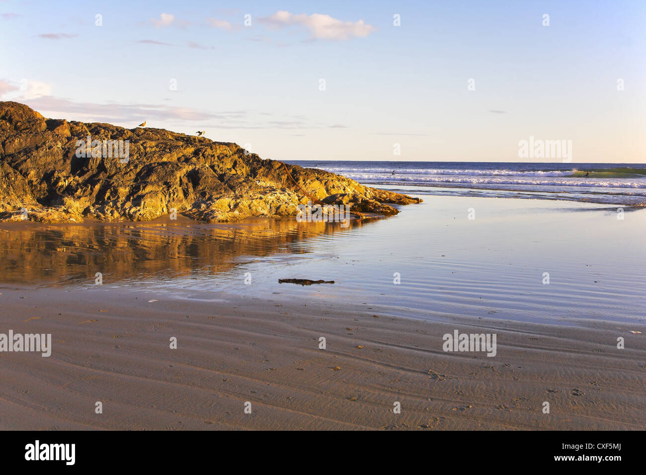 Smooth sandy beach hi-res stock photography and images - Alamy