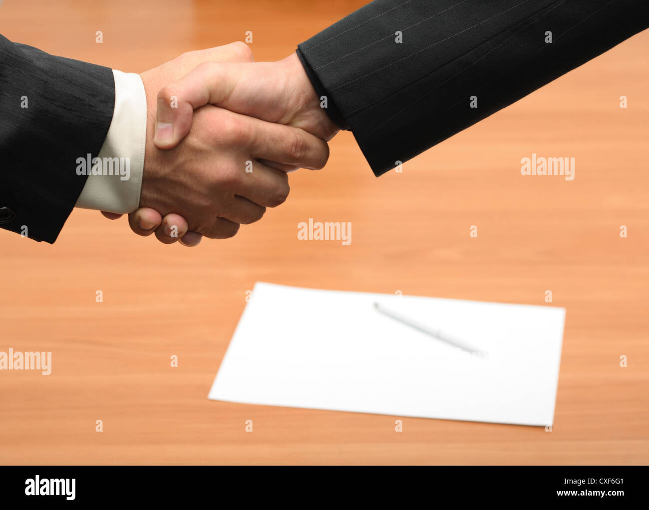 Successful deal hi-res stock photography and images - Alamy