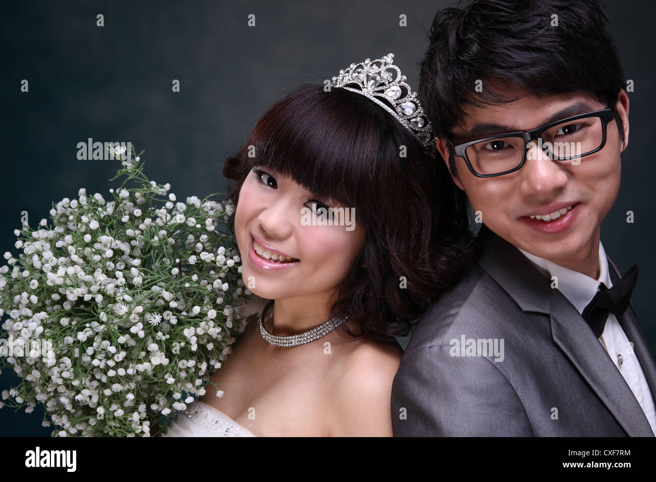 Happy asian chinese wedding hi-res stock photography and images - Alamy