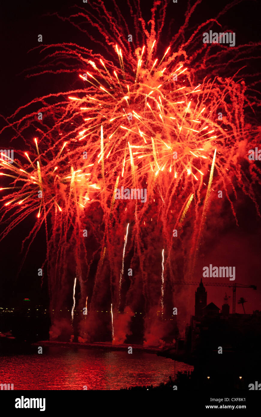 Artistic fireworks hi-res stock photography and images - Alamy