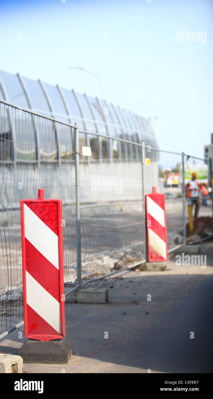 Traffic signs Road Closed warning sign © Voyagerix | Dreamstime.com ...