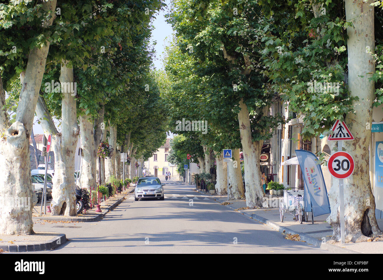 Bedoin village near Mont Ventoux Provence France Stock Photo - Alamy