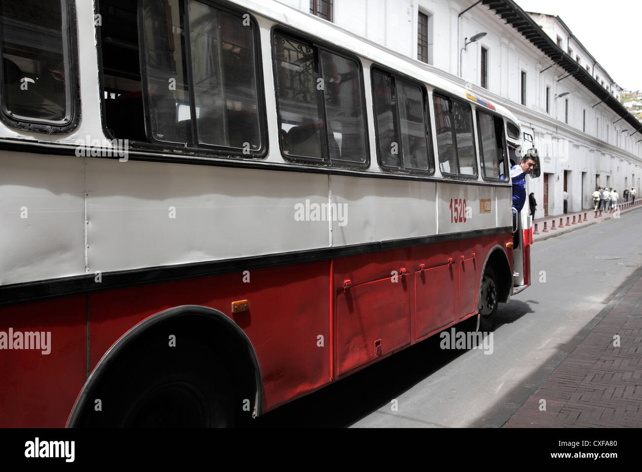 Quito public transport hi-res stock photography and images - Alamy