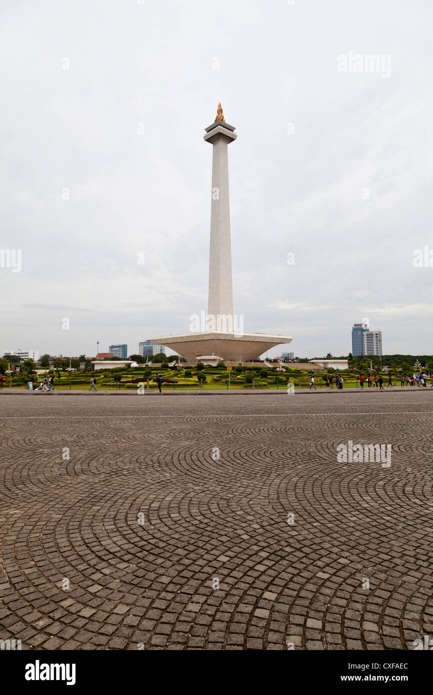 The National Monument on Merdeka Square in Jakarta Stock Photo - Alamy