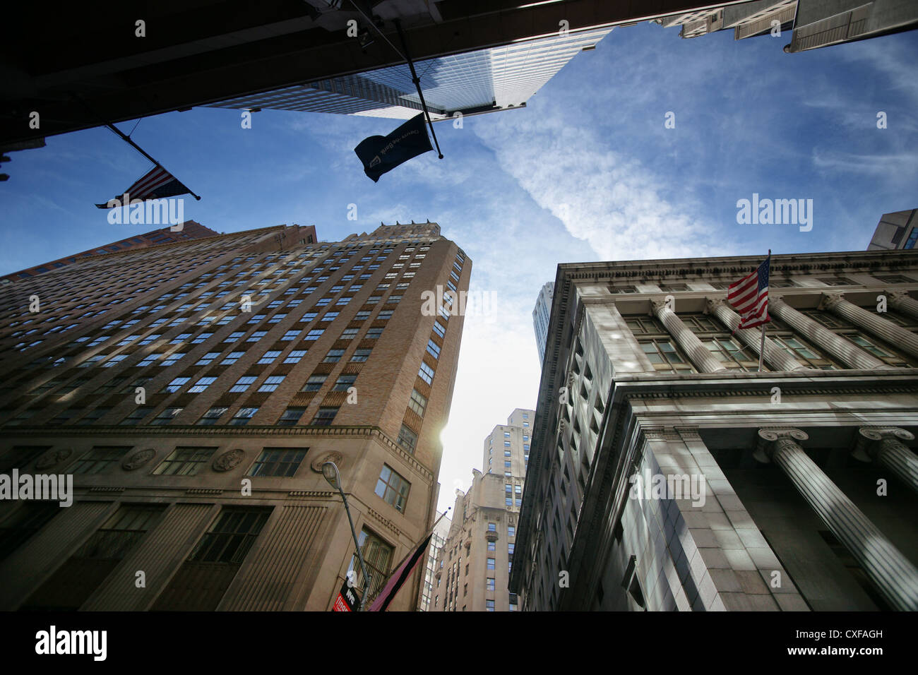 Groundview hi-res stock photography and images - Alamy