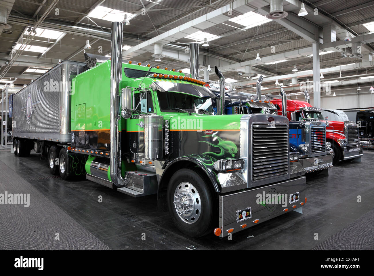 Custom Peterbilt 379 Show Truck