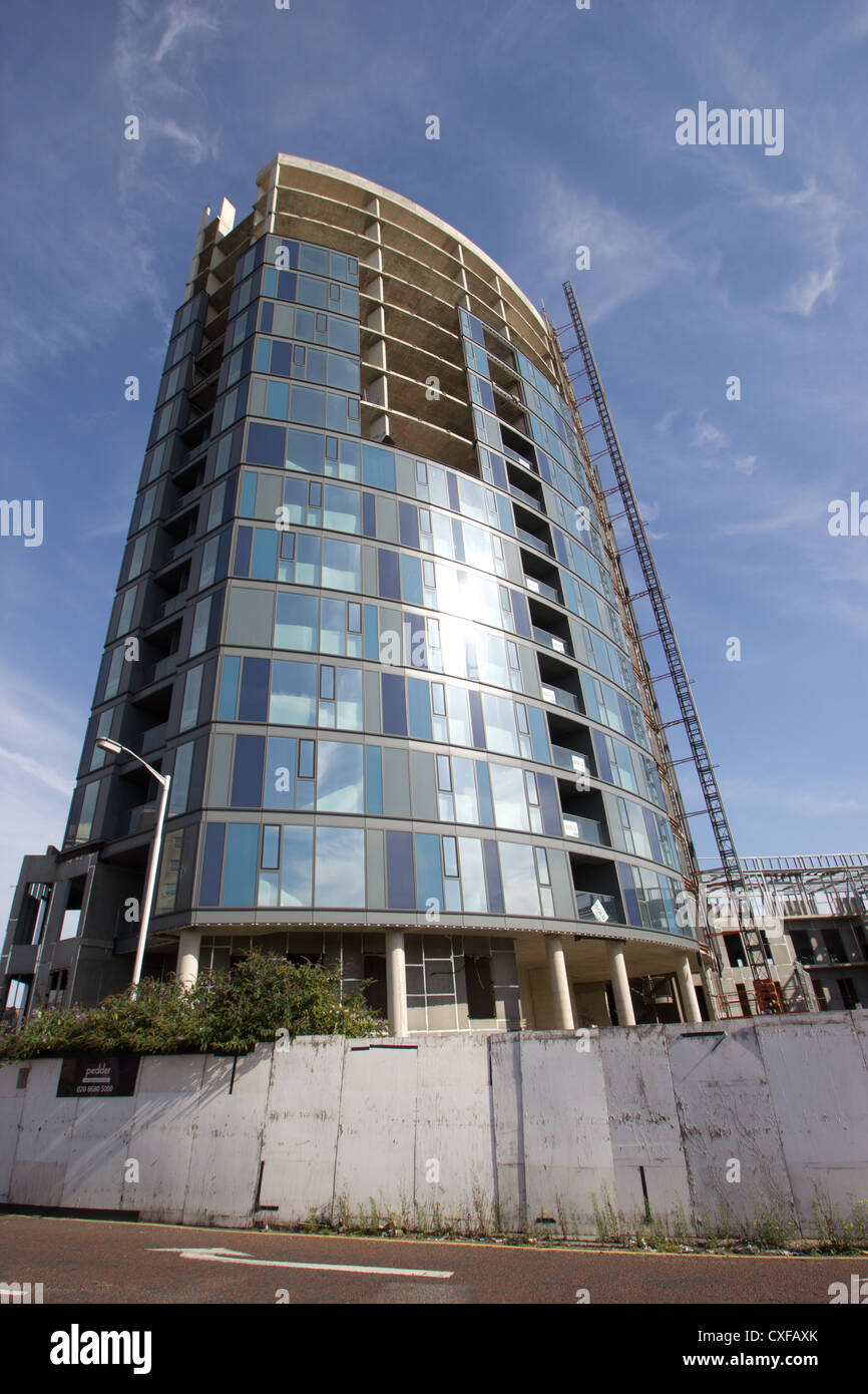 Iylo abandonned apartment development Croydon Stock Photo - Alamy
