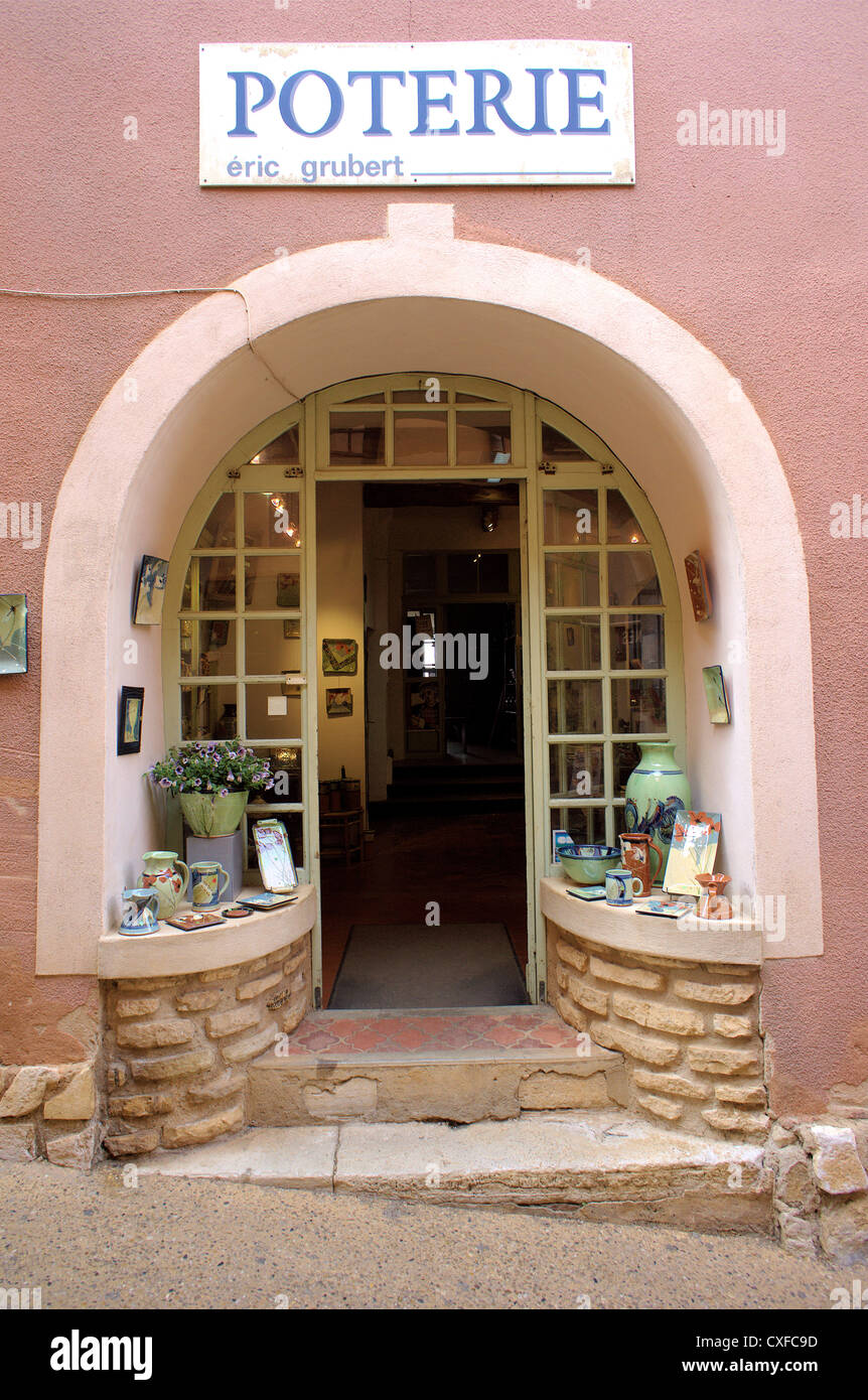 Rousillon village Provence Vaucluse France Stock Photo - Alamy