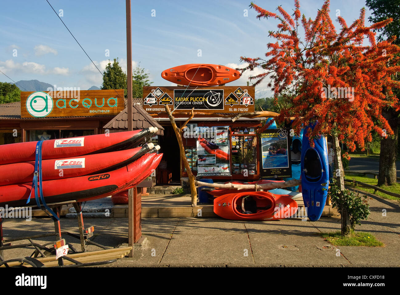 Elk198-3067 Chile, Pucon, kayaking company Stock Photo - Alamy