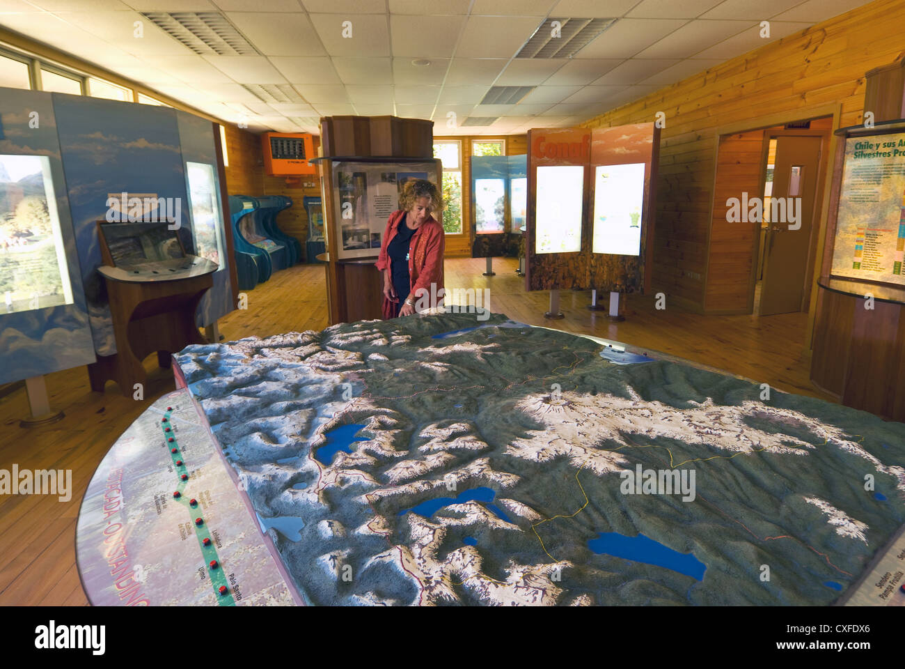 National park visitor center map hi-res stock photography and images ...
