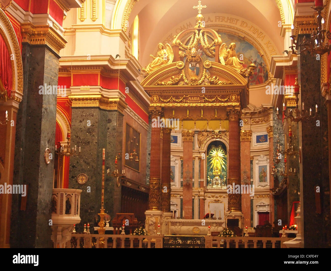 Ancient green dome golden cross hi-res stock photography and images - Alamy