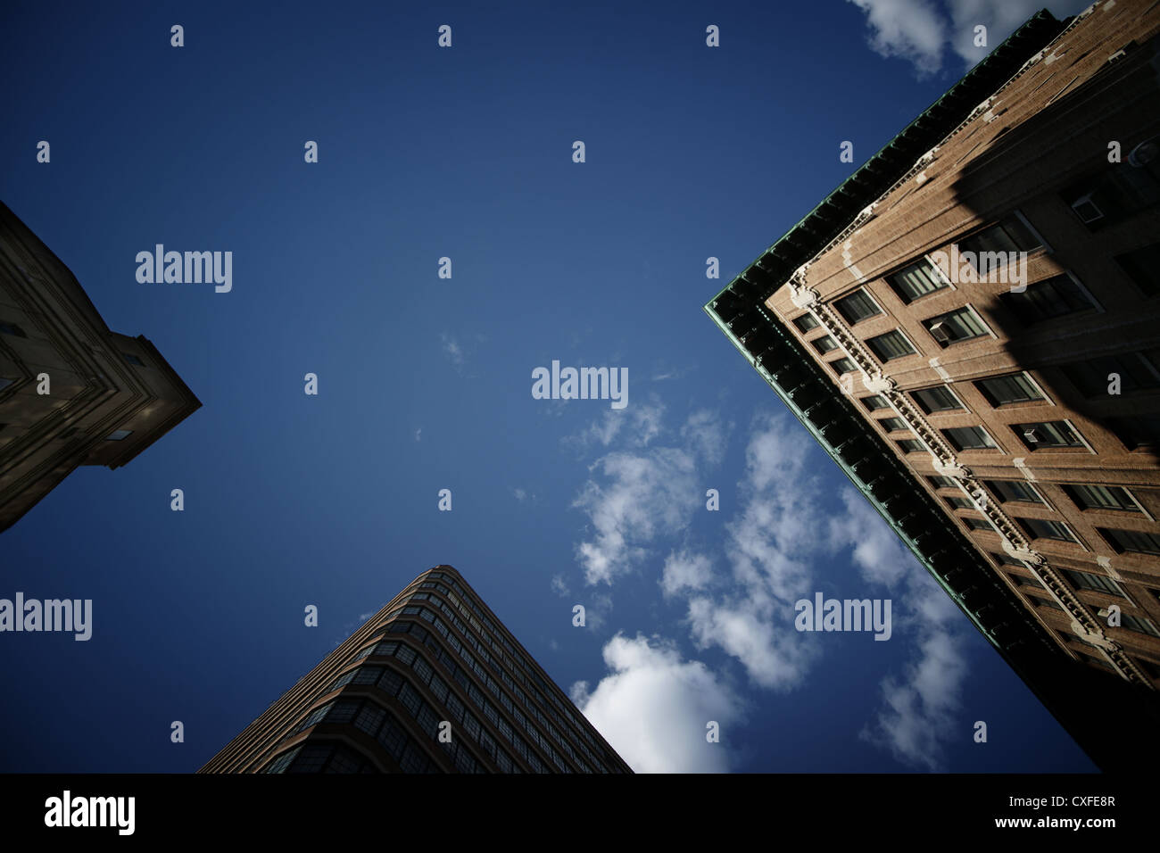 Groundview hi-res stock photography and images - Alamy