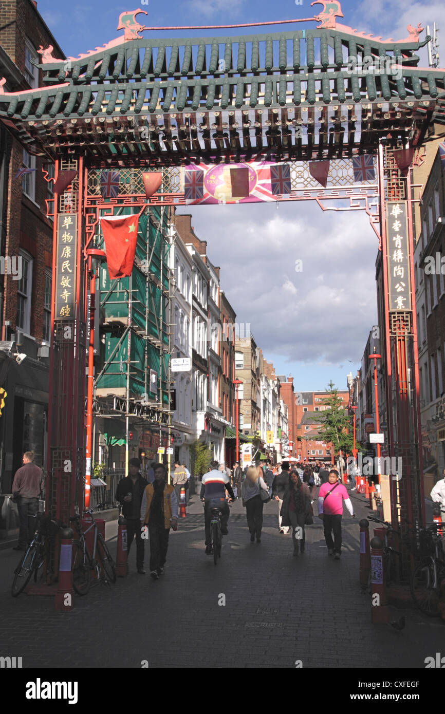 Chinatown Chinese England London Soho Gate High Resolution Stock Photography and Images - Alamy