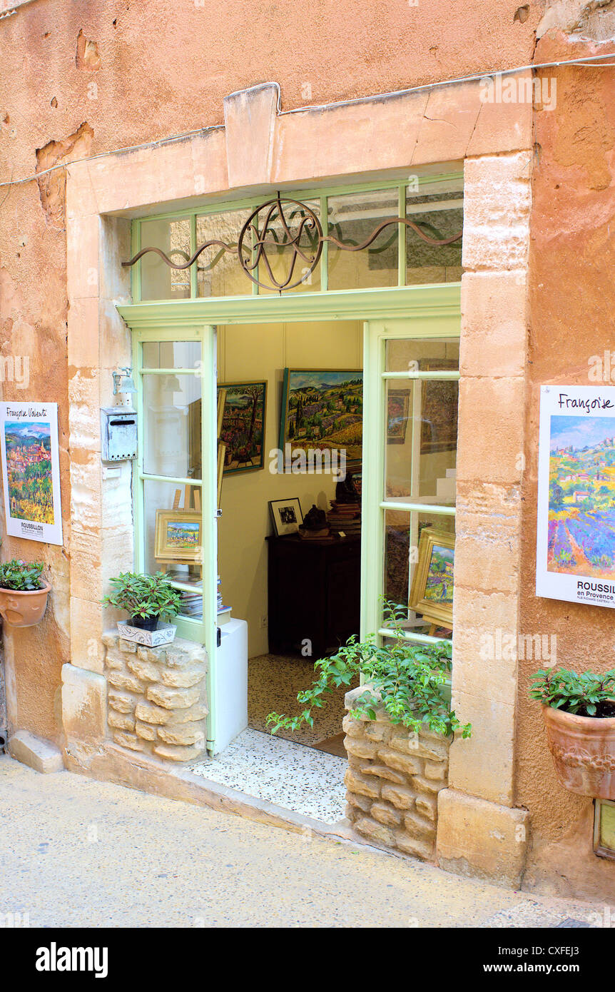 Rousillon village Provence Vaucluse France Stock Photo - Alamy