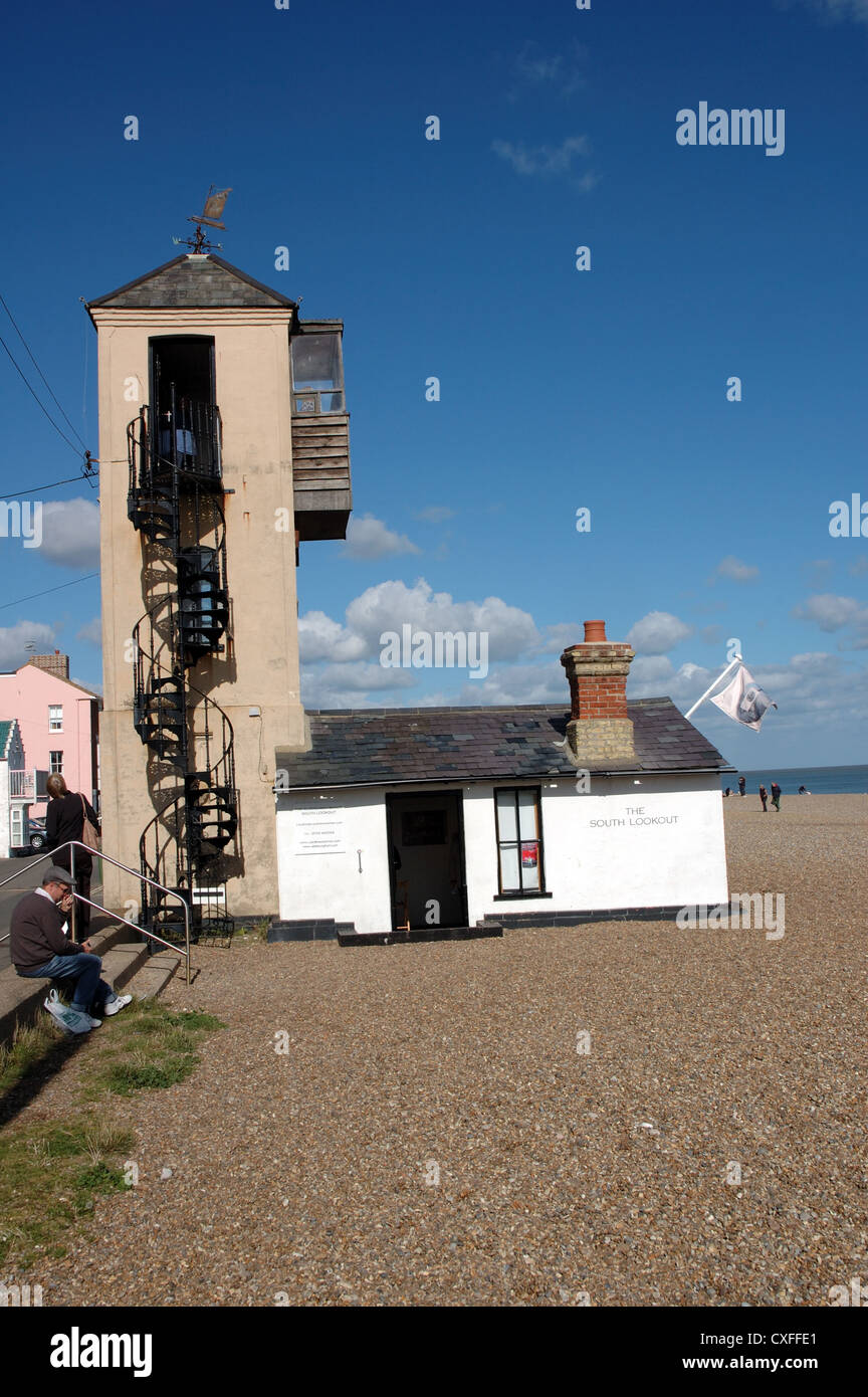 Aldeburgh beach South Lookout, Aldeburgh, Suffolk, UK Stock Photo - Alamy