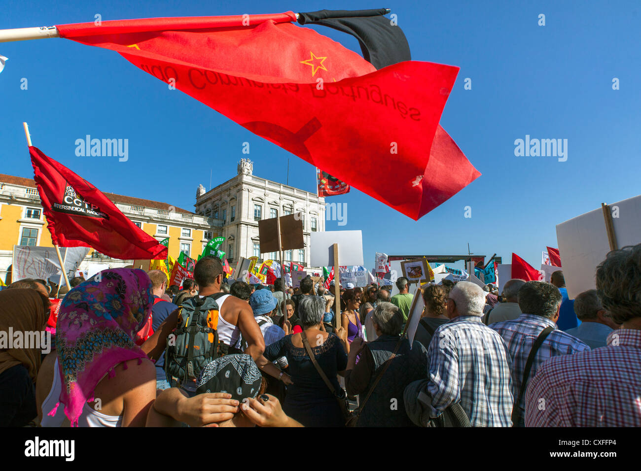 September protests in portugal hi-res stock photography and images - Alamy