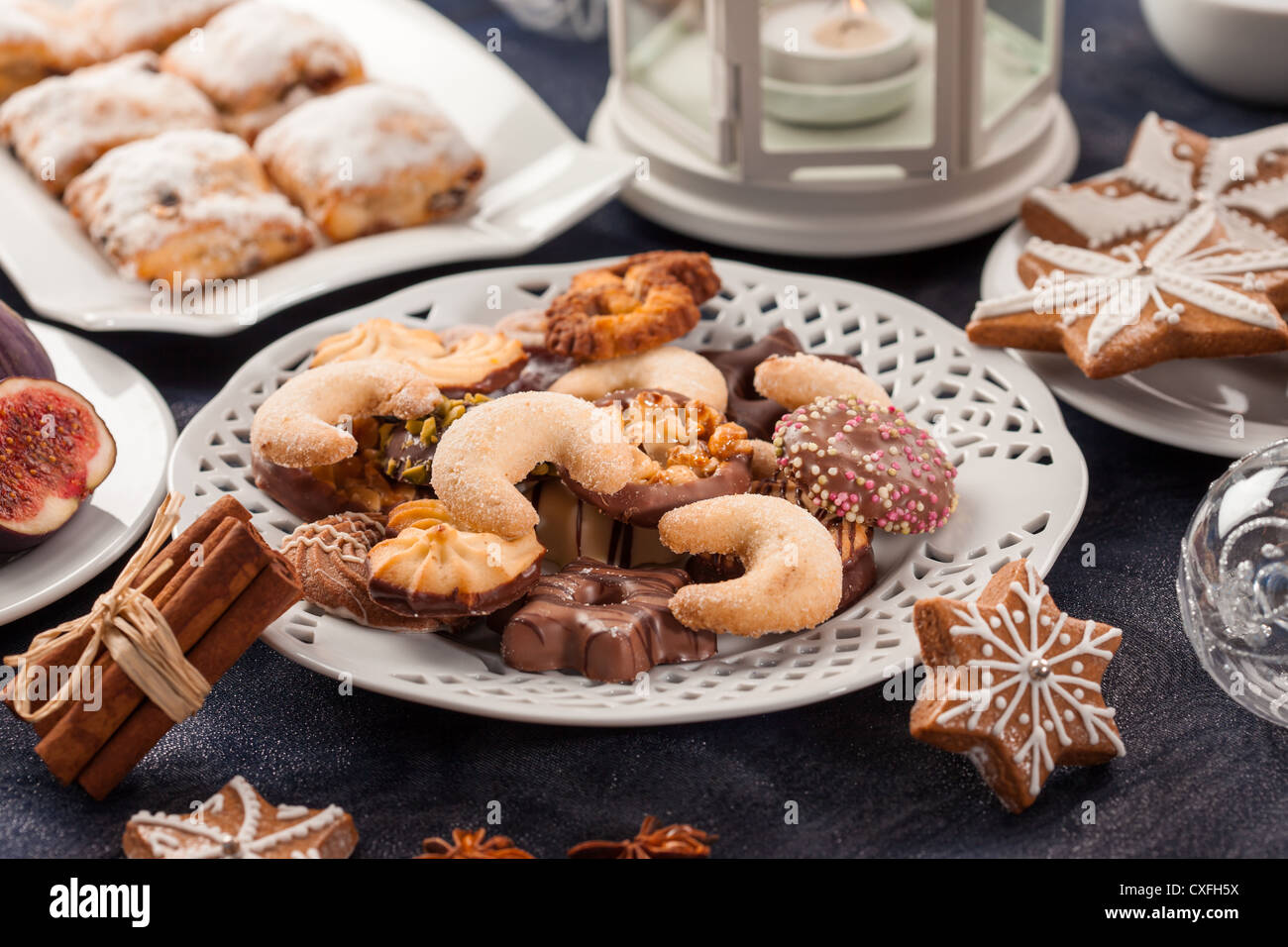 Christmas cookies table hi-res stock photography and images - Alamy