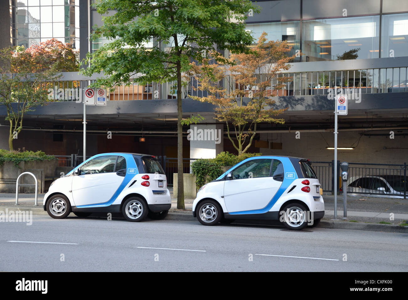 Car north america hi-res stock photography and images - Alamy