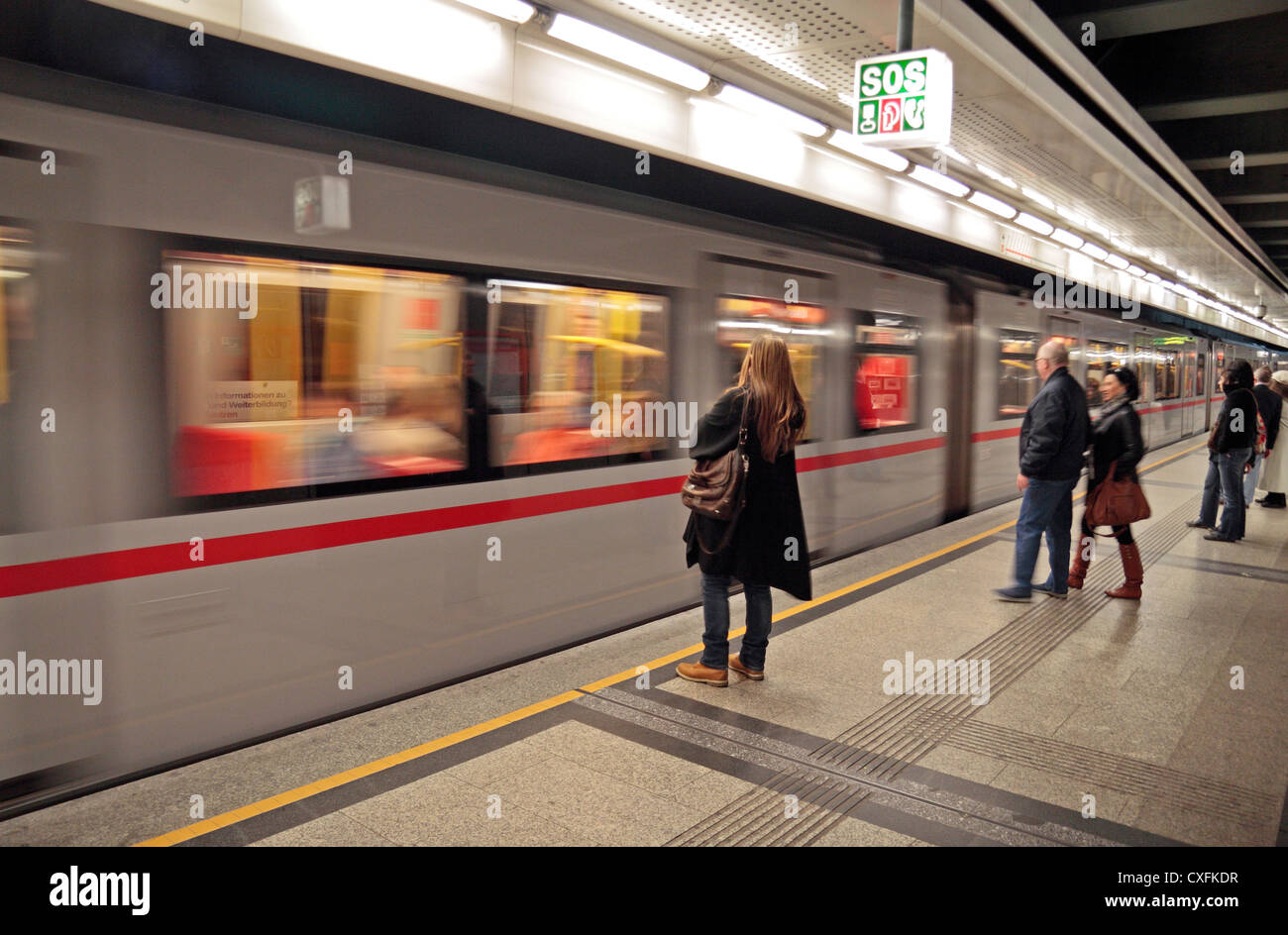 Vienna metro railway hi-res stock photography and images - Alamy