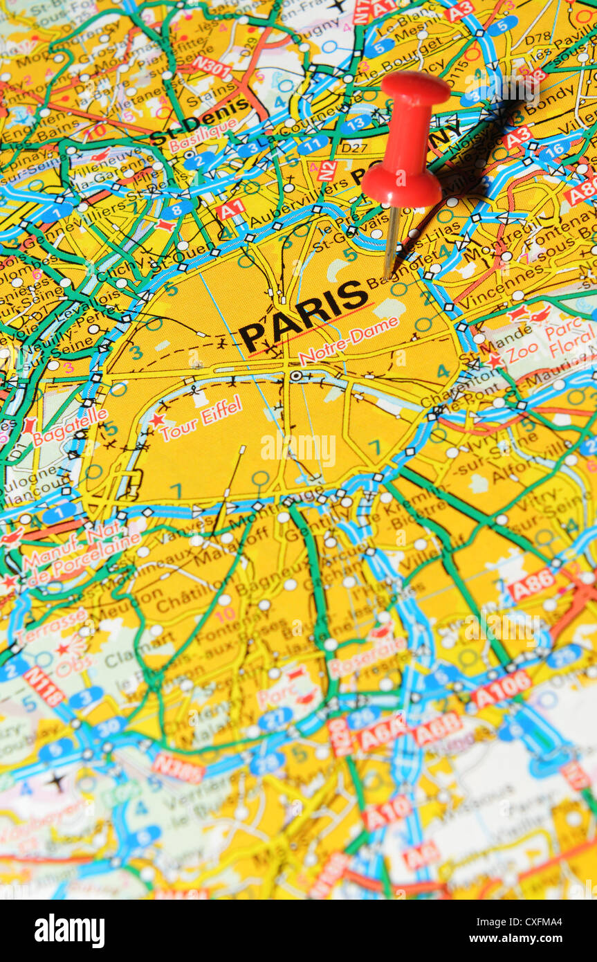 Map city paris map pin hi-res stock photography and images - Alamy