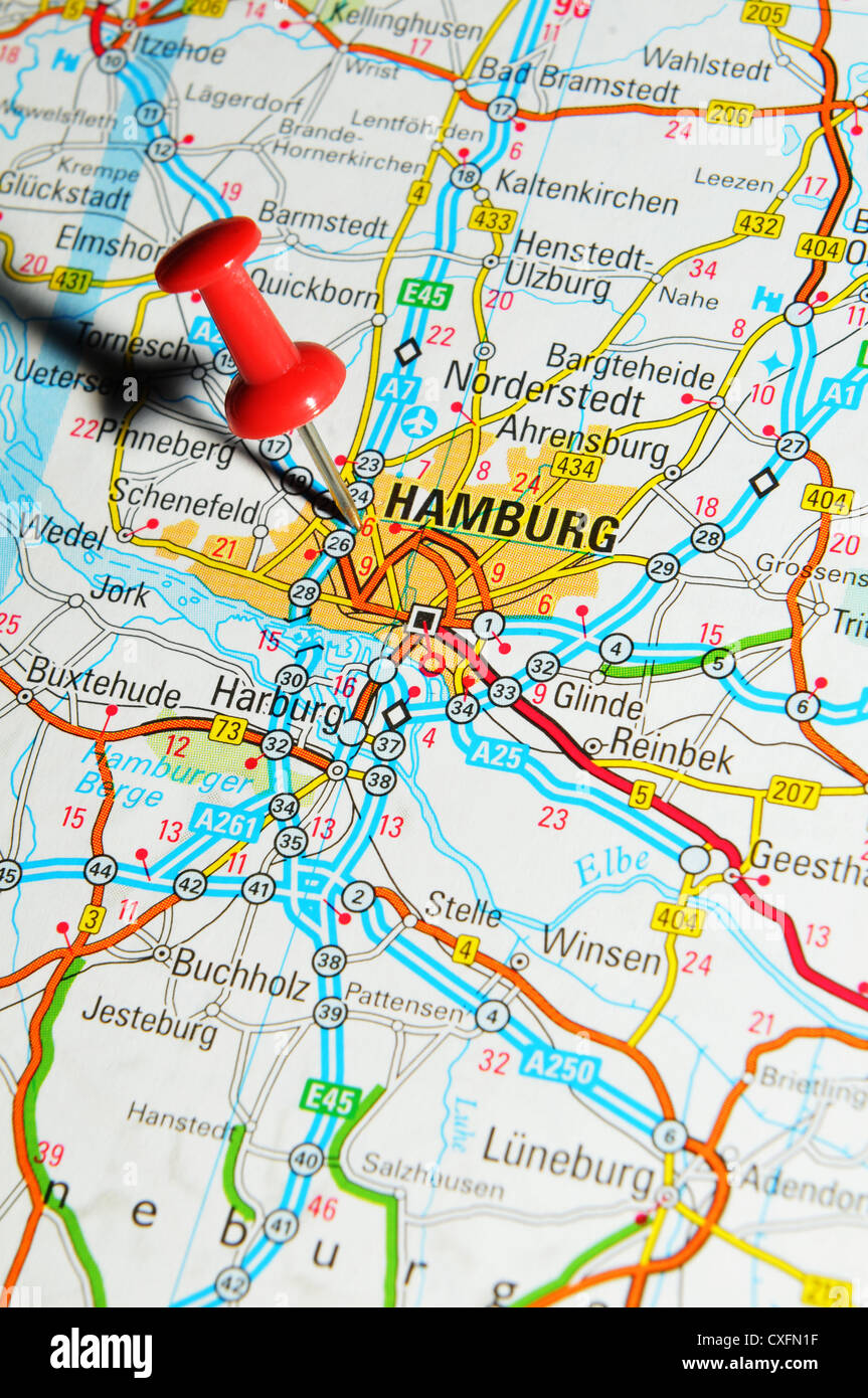 Big cities maps hi-res stock photography and images - Alamy